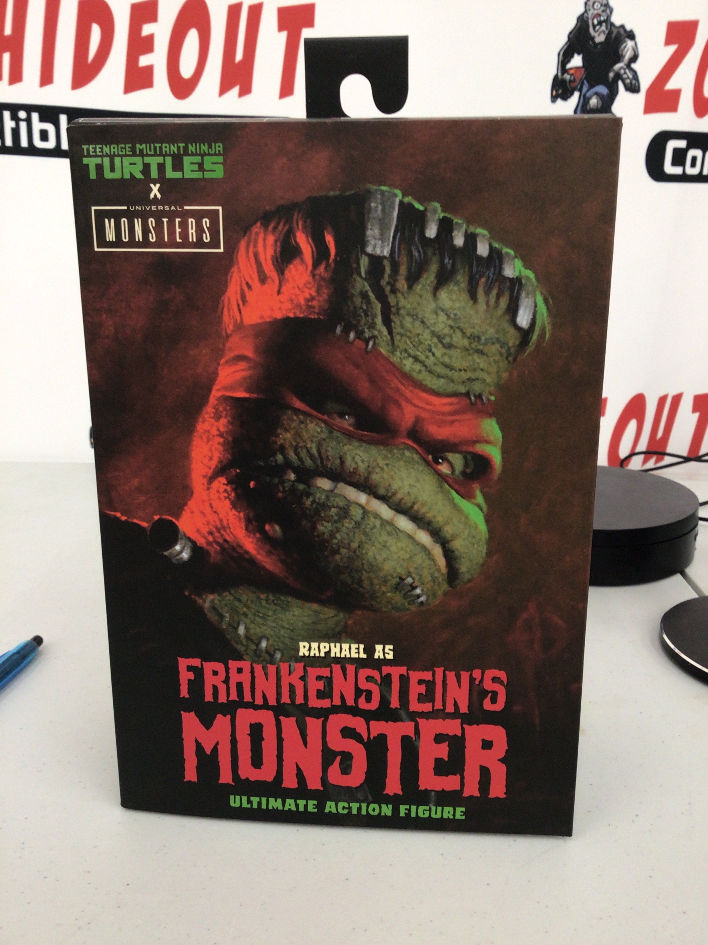 Universal Monsters x Teenage Mutant Ninja Turtles Ultimate Raphael as ...